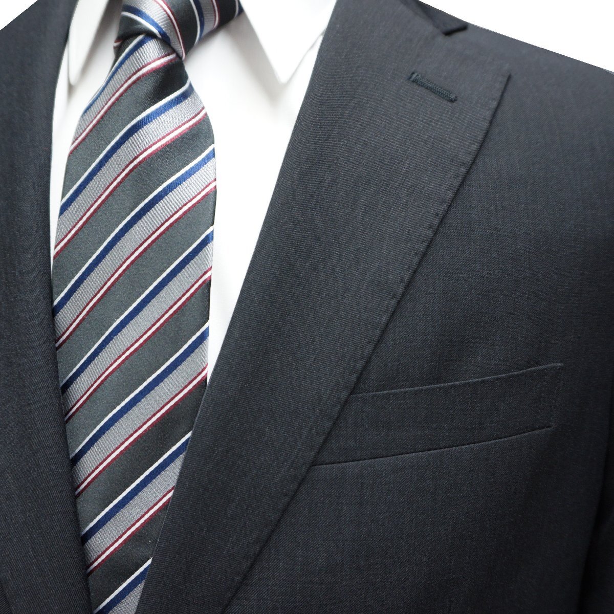 Yahoo!オークション - 【 春夏スーツ 】背抜・センターベント・AMFステ...