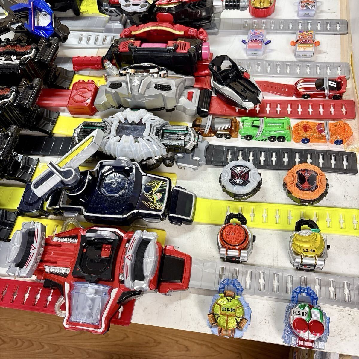 Yahoo!オークション - 仮面ライダー 変身ベルト DX ドライバー ビルド ...