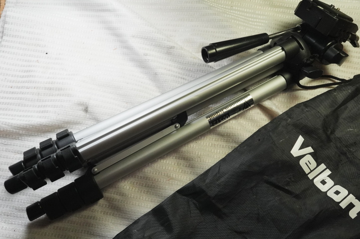 Yahoo!オークション - ハクバ HAKUBA 4段三脚 W-312