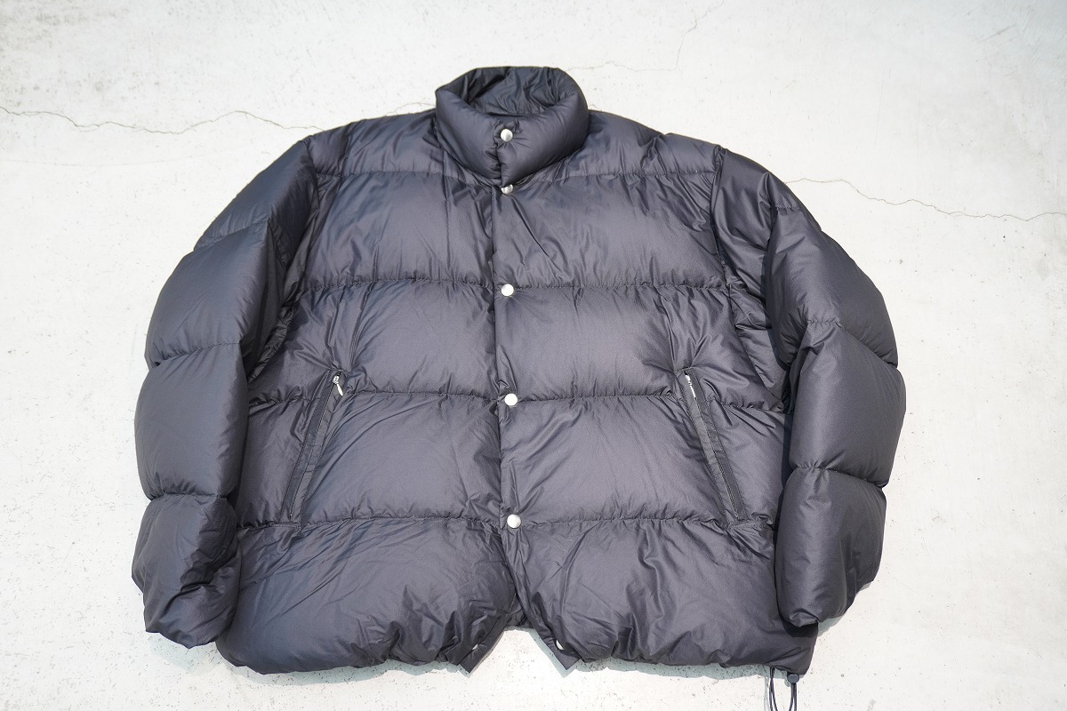 Yahoo!オークション - 美品 正規 22AW COMOLI コモリ DOWN JACKET ダウ...