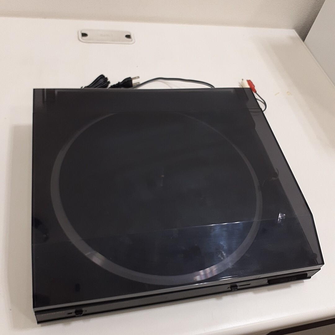 【樂淘letao】日本代購代標第一品牌－ONKYO オンキョー PL-33X ターンテーブル レコードプレーヤー 通電しますがターンテーブル回りません カバーのヒンジ片側破損 ジャンク品