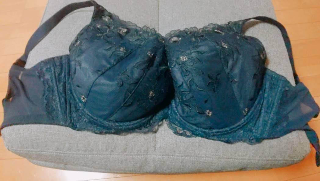 Yahoo!オークション - 新古 ブラ I80