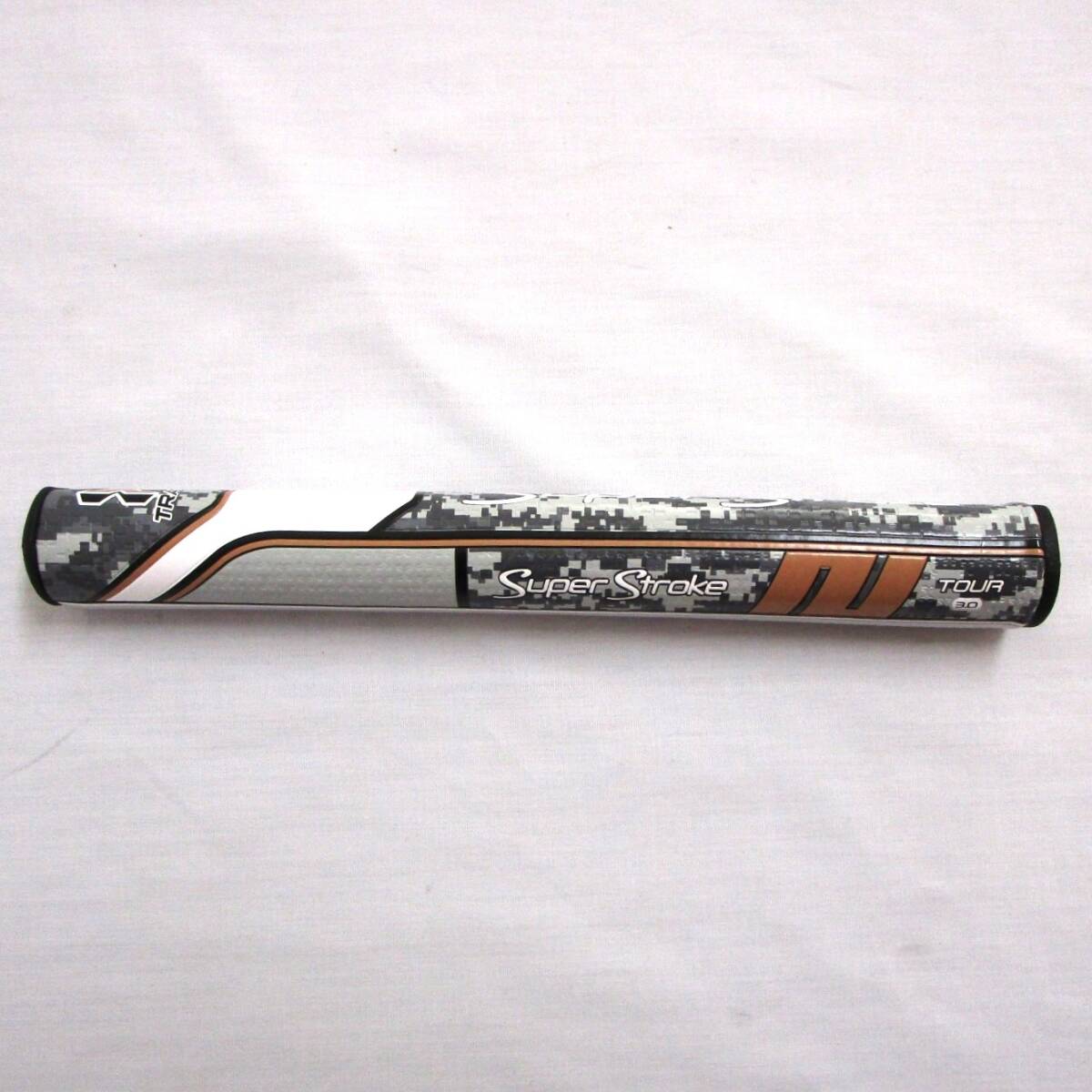 【樂淘letao】日本代購代標第一品牌－スーパーストローク Traxion Tour 3.0 Digicamo 070237 GR-221(400)★Super Stroke トラクション ...