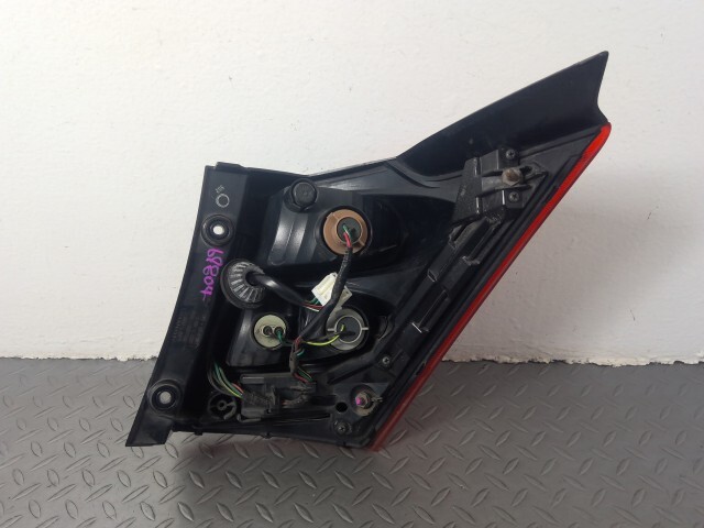 Yahoo!オークション - フリード GB3 左 テール ランプ ライト 33551-SY...