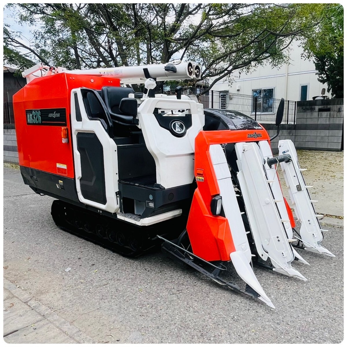 Yahoo!オークション - クボタコンバイン AR326 26馬力 3条刈間 189時 ...