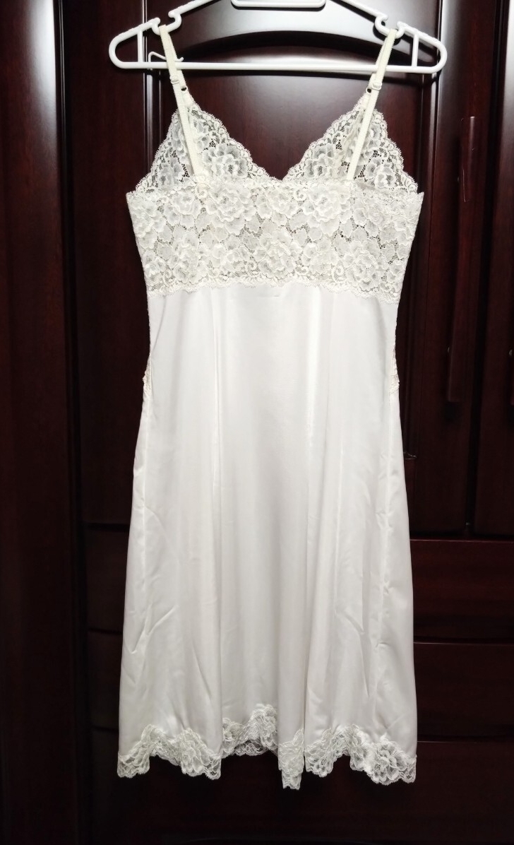 Yahoo!オークション - ワコール スリップ ホワイト B80 丈95