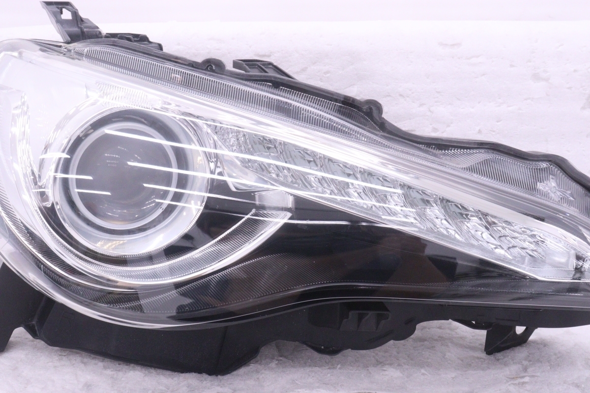 Yahoo!オークション - 50-662 美品 前期 HID ZN6 86 右ヘッドライト KO...