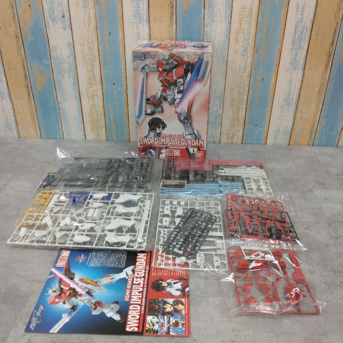 Yahoo!オークション - BANDAI 機動戦士ガンダム プラモデルまとめ 1/10...