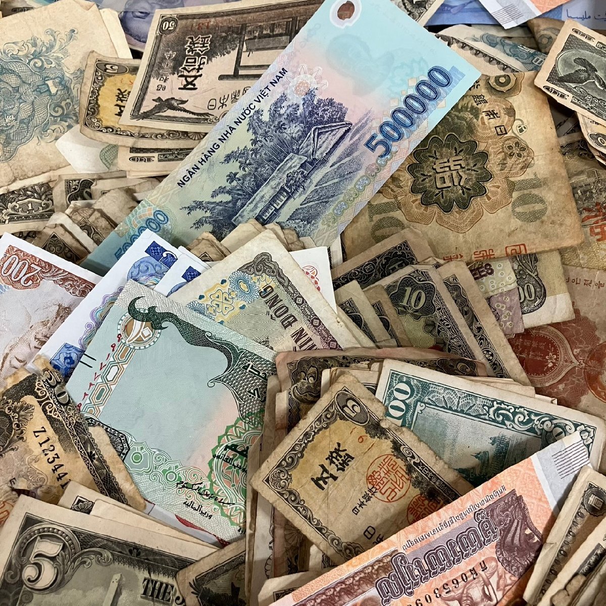 Yahoo!オークション - S291 おまとめ海外/日本紙幣・軍用手票 総重量 8...