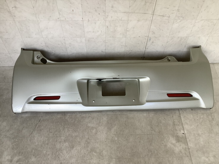 Yahoo!オークション - LA100S ムーヴカスタム (2013) リアバンパー T27...