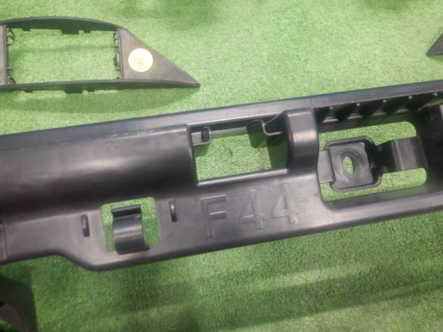 Yahoo!オークション - BMW F44 3DA-7M20 218d グランクーペ Mスポーツ...