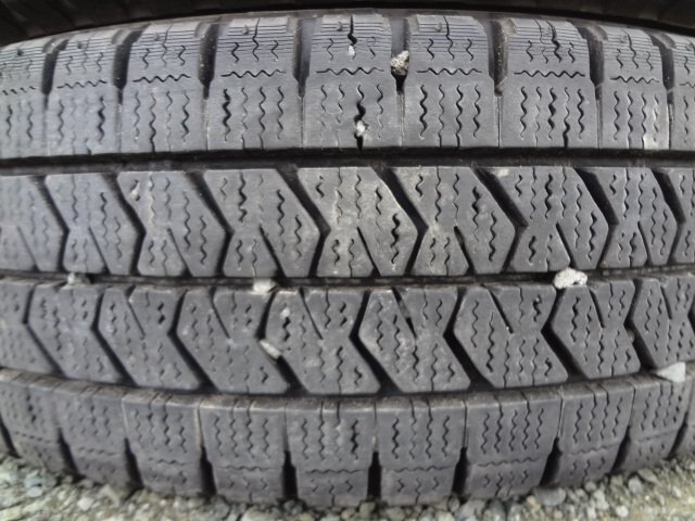 Yahoo!オークション - 8804 冬 ほぼ新品 ブリヂストン W989 205/70R16...