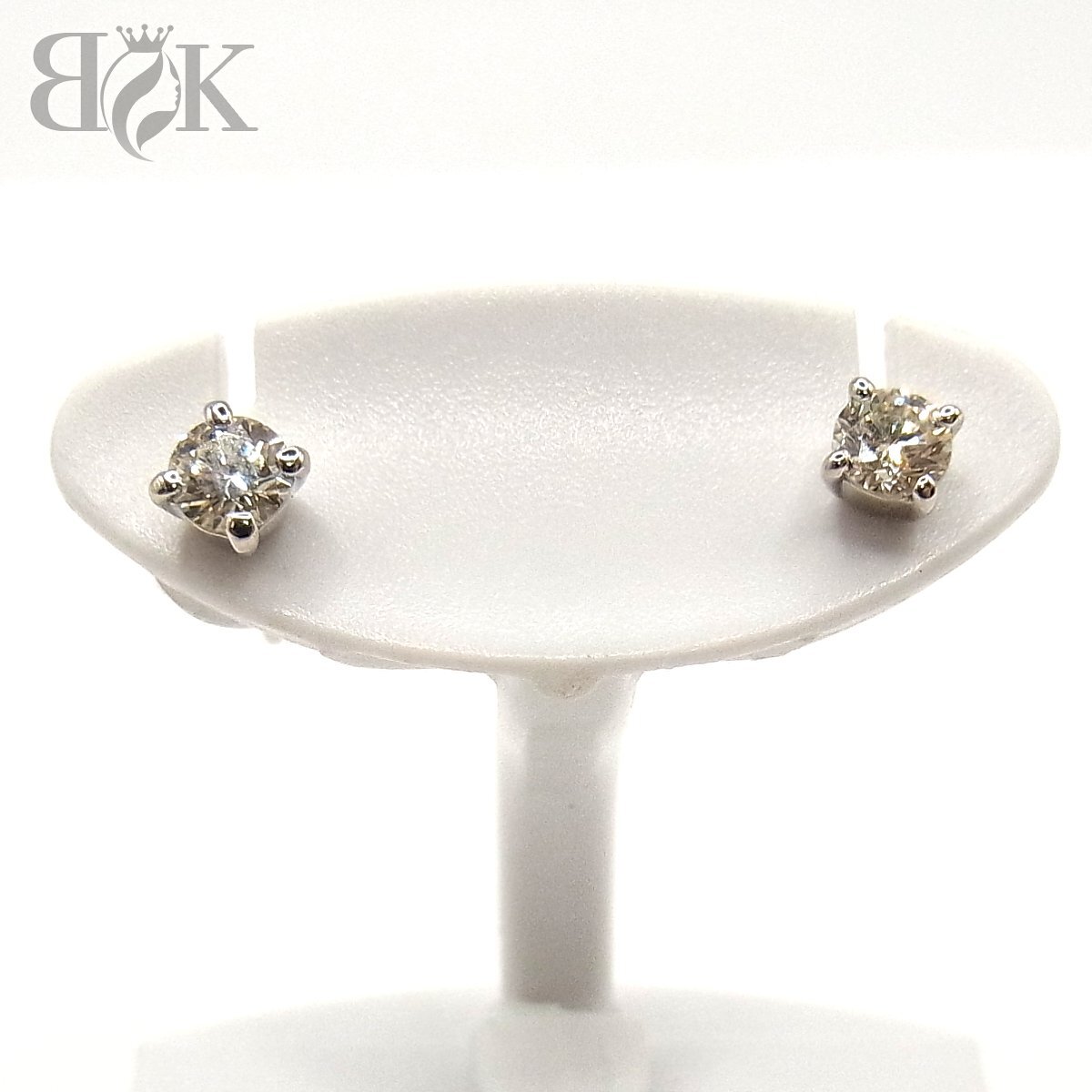 Yahoo!オークション - Pt900/Pt950 ダイヤピアス 総重量 約0.97g ダイ...