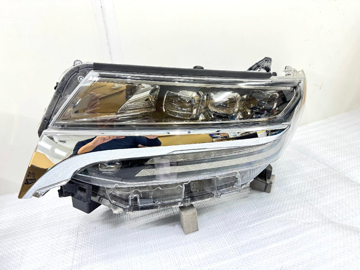 Yahoo!オークション - アルファード30 AGH30/GGH30 後期 純正LEDヘッド...