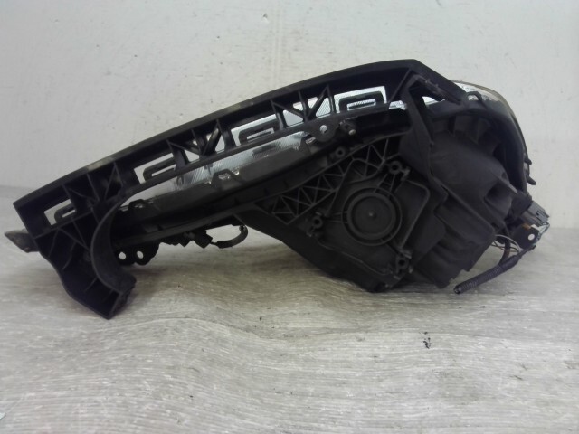 Yahoo!オークション - フィットシャトル DAA-GP2 左 ヘッド ランプ ラ...