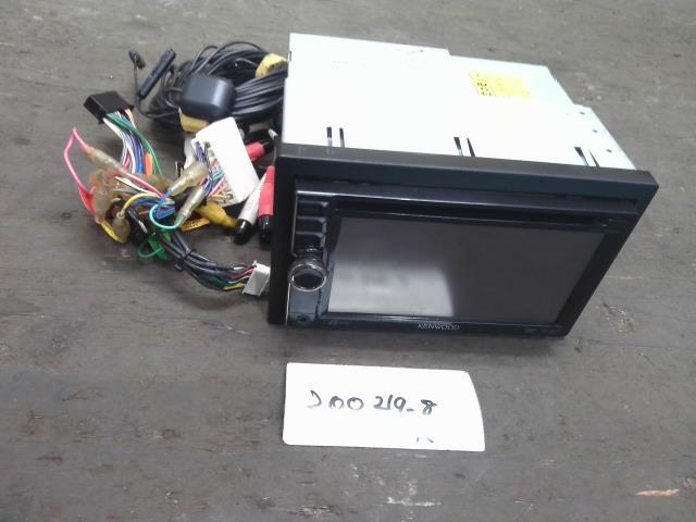 Yahoo!オークション - デミオ LA-DW3W カーナビゲーション 同梱不可 即...