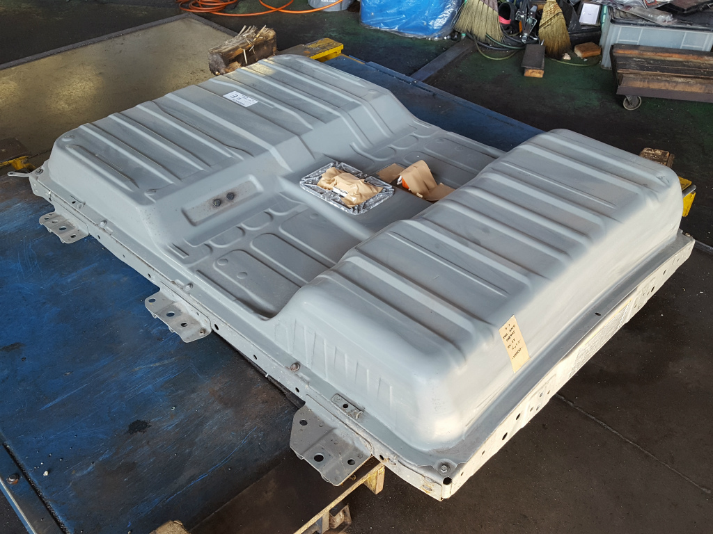 Yahoo!オークション - AZE0-108935 リーフ HV EV リチウムイオン バ...