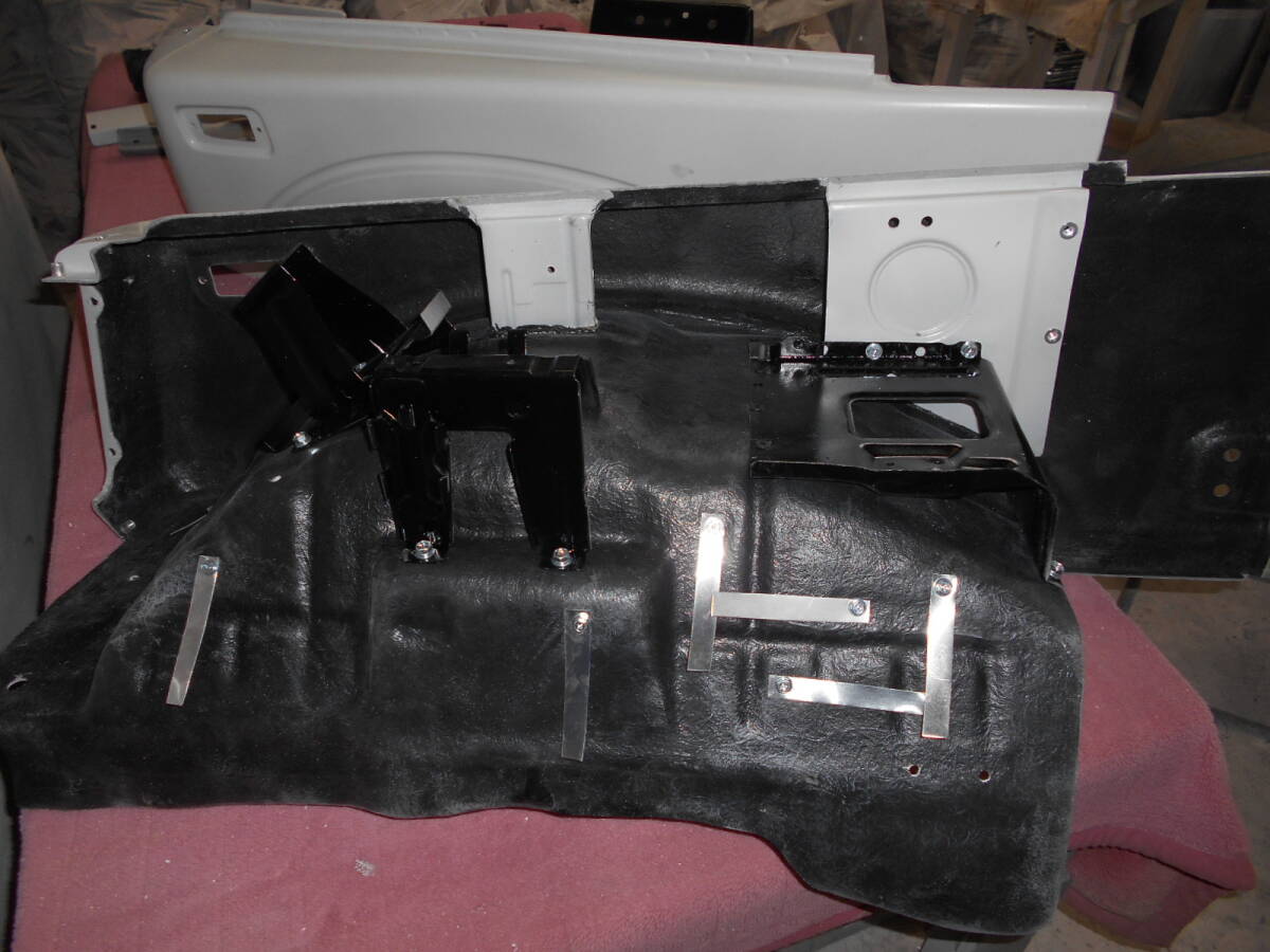 Yahoo!オークション - 受注生産になります ジムニー JA11 FRPフロント...