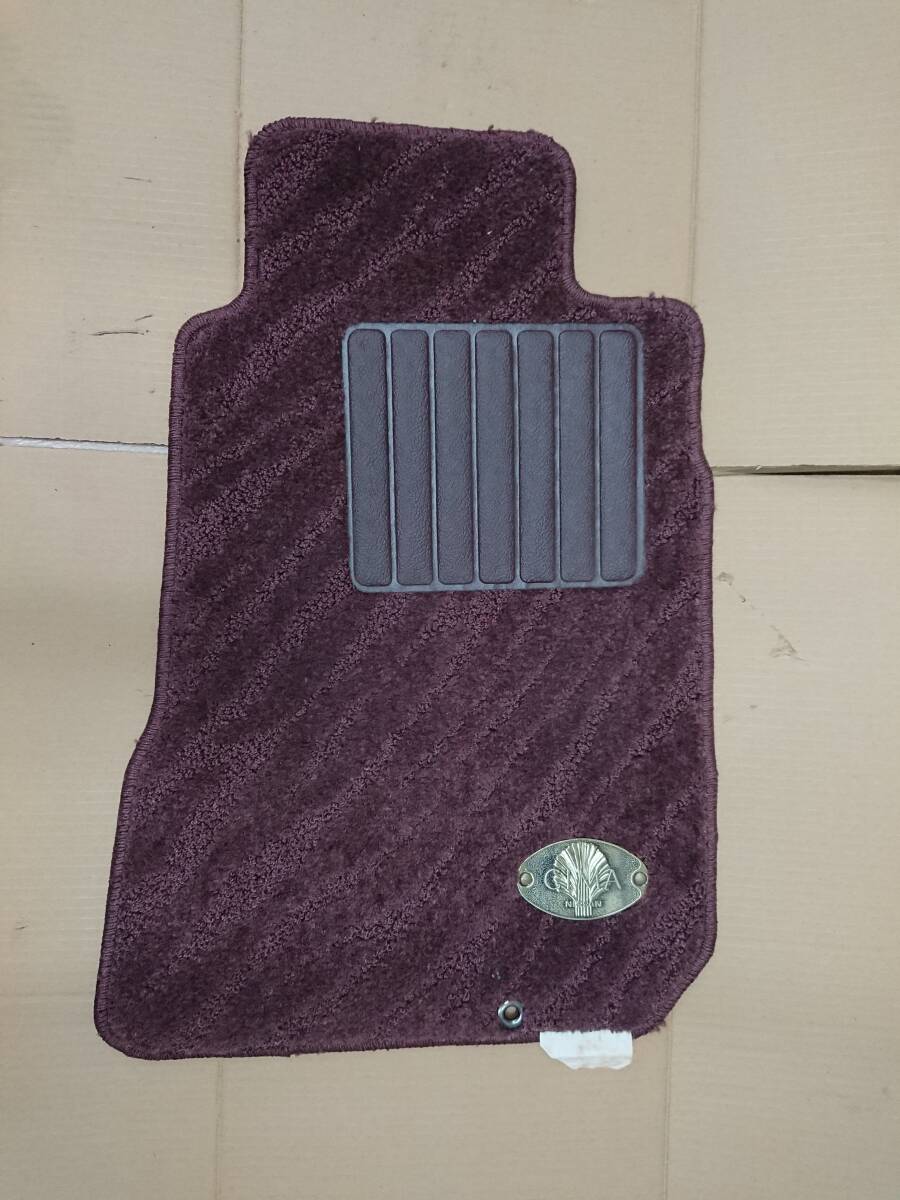 日産 Y31 シーマ 日産 純正 フロアカーペット フロアマット G4900ー45V30 マルーン 品(日産用)｜売買されたオークション情報、yahooの商品情報をアーカイブ公開 ...