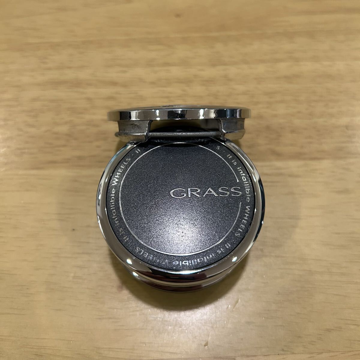 Yahoo!オークション - M233 GRASS センターキャップ 4個 外径59.5mm