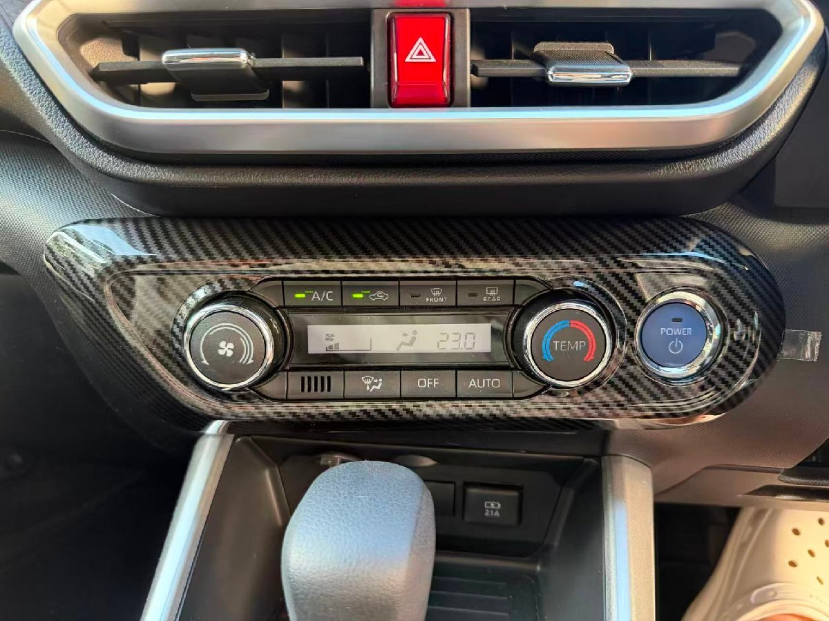 Yahoo!オークション - スポーティ全開 カーボン ルック エアコンコント...