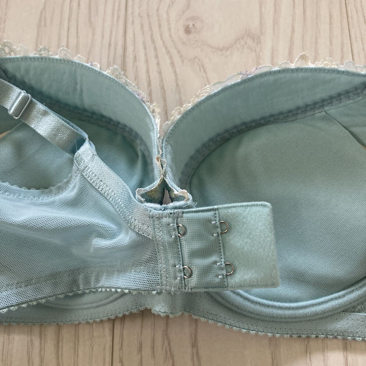 Yahoo!オークション - Wacoal 脇すっきりリボンブラD75新品