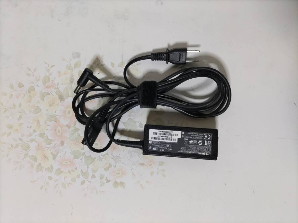 Yahoo!オークション - お買得 東芝 dynabook KIRA V63/TS Core i5-5200...