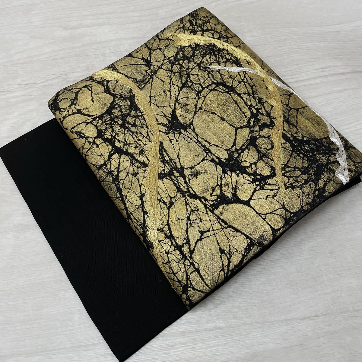 Yahoo!オークション - 名古屋帯 美しい金彩加工 金銀駒刺繍 九寸 正絹 ...