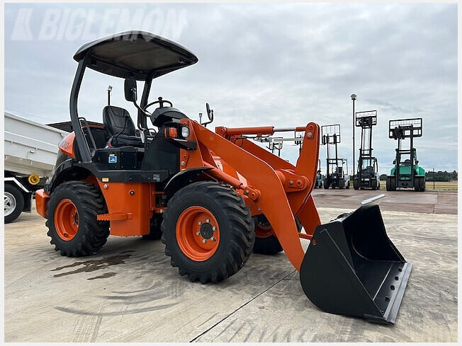 Yahoo!オークション - タイヤショベル(ホイールローダー) 日立建機 ZW3...