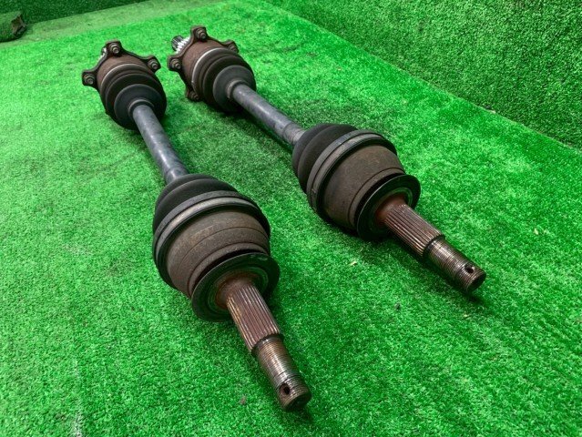 Yahoo!オークション - ニッサン ステージア GF-WGC34 リアドライブシャ...