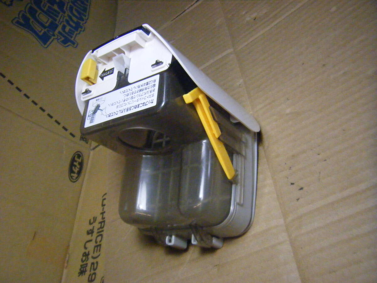 Yahoo!オークション - 中古品 東芝 VC-TYE7 掃除機用 部品 ダストボッ...