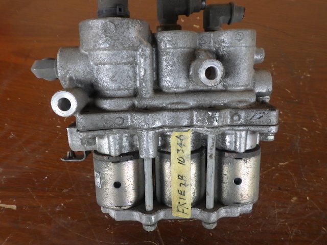 Yahoo!オークション - r696-113 日野 グランドプロフィア ソレノイドバ...