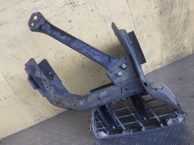 Yahoo!オークション - r6103-56 日産 UD トラックス クオン ステップ ...