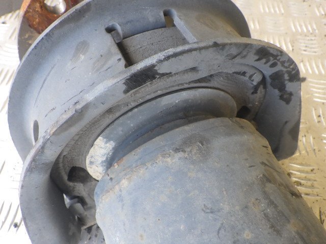 Yahoo!オークション - r694-69 日産 UD トラックス クオン プロペラシ...