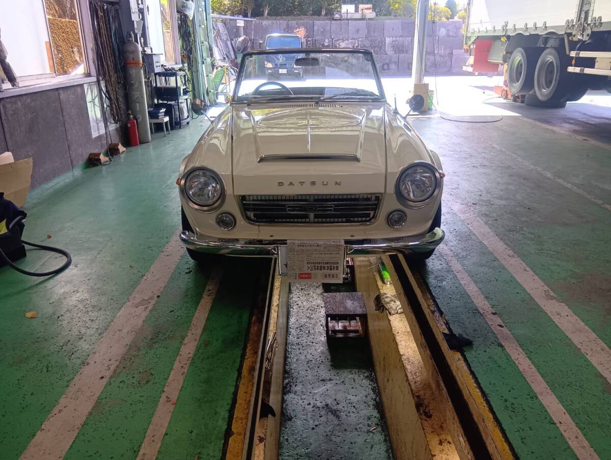 Yahoo!オークション - フェアレディーSR311 S42年式(1967年） 車検付き