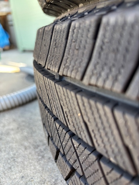 Yahoo!オークション - ブリジストンスタッドレスタイヤ4本 VRX3 195/...