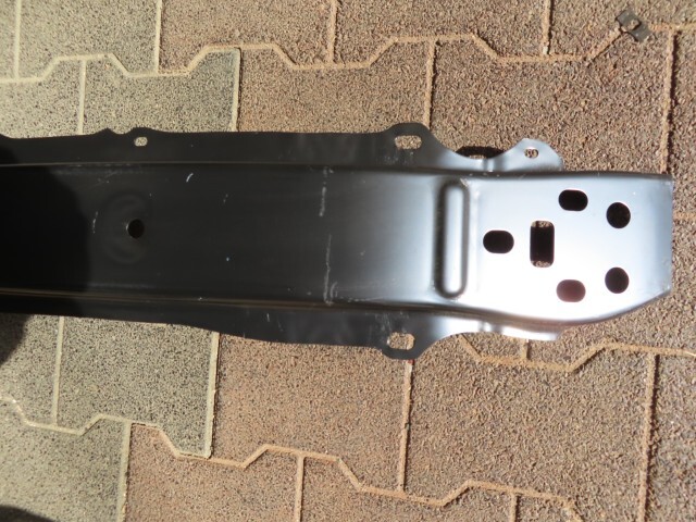 Yahoo!オークション - アクア DAA-NHP10 Fバンパーホースメント 52131-...