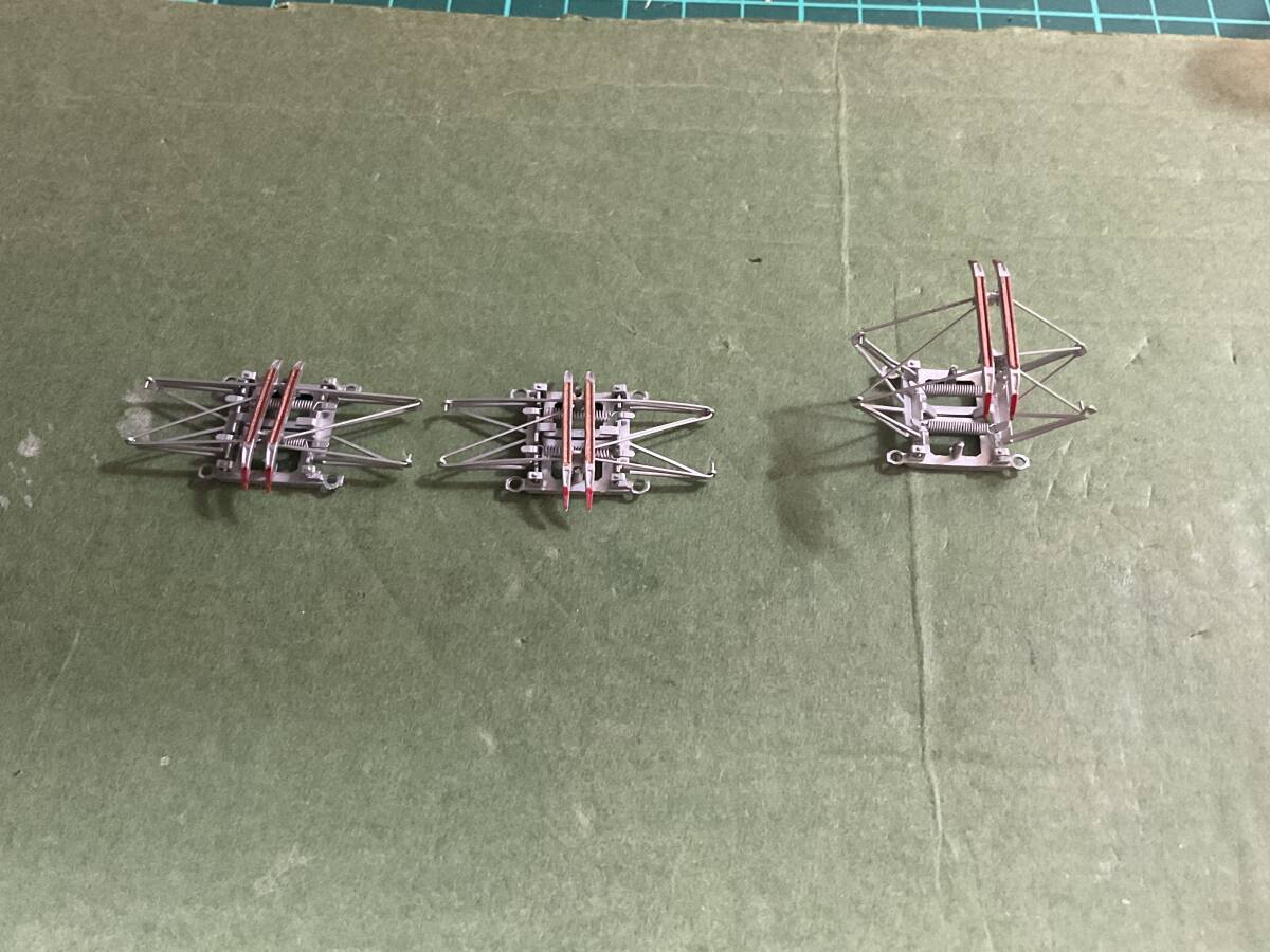 Yahoo!オークション - ジャンク PS16パンタグラフ 3個 ノギスは商品で...