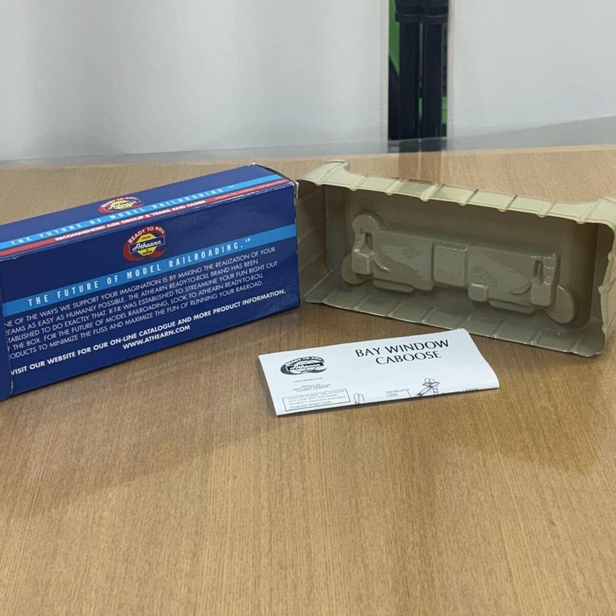 Yahoo!オークション - K341 Athearn CONRAIL Bay Windows Caboose #212...