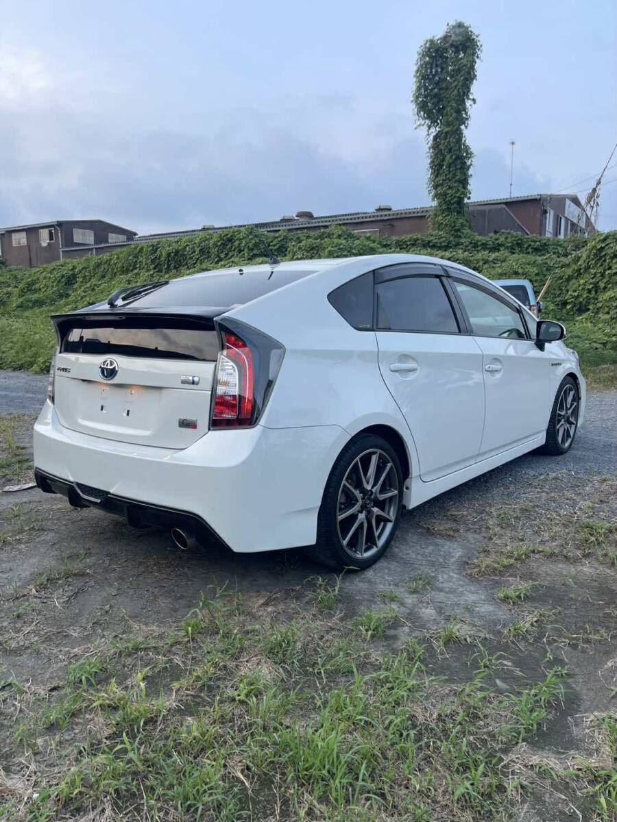 Yahoo!オークション - 2013年プリウス30 SツーリングセレクションGs