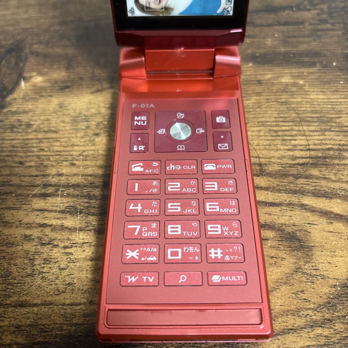 Yahoo!オークション - NTT ドコモ F-01A サンプル ガラケー Red