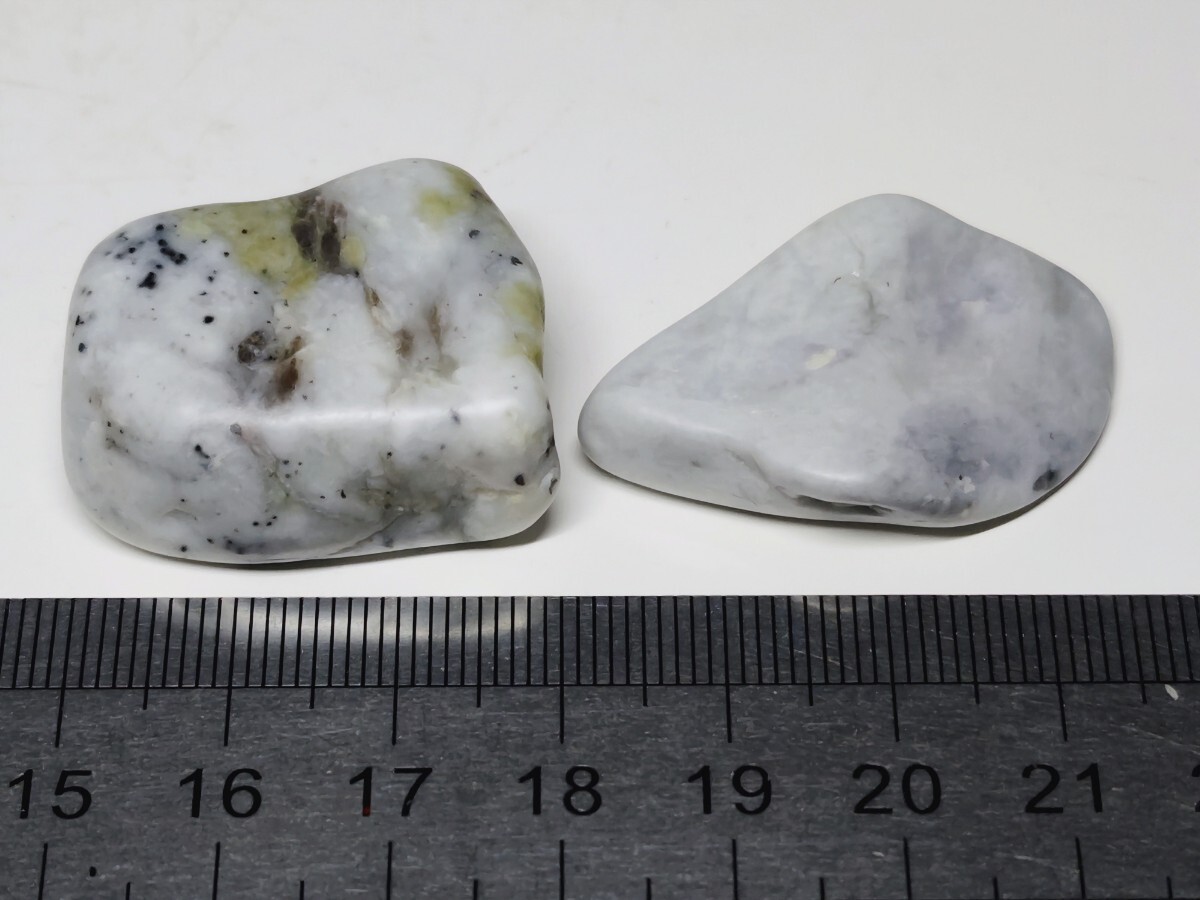 Yahoo!オークション - 【糸魚川223】 計34g 翡翠 ヒスイ 原石 翡翠原石...