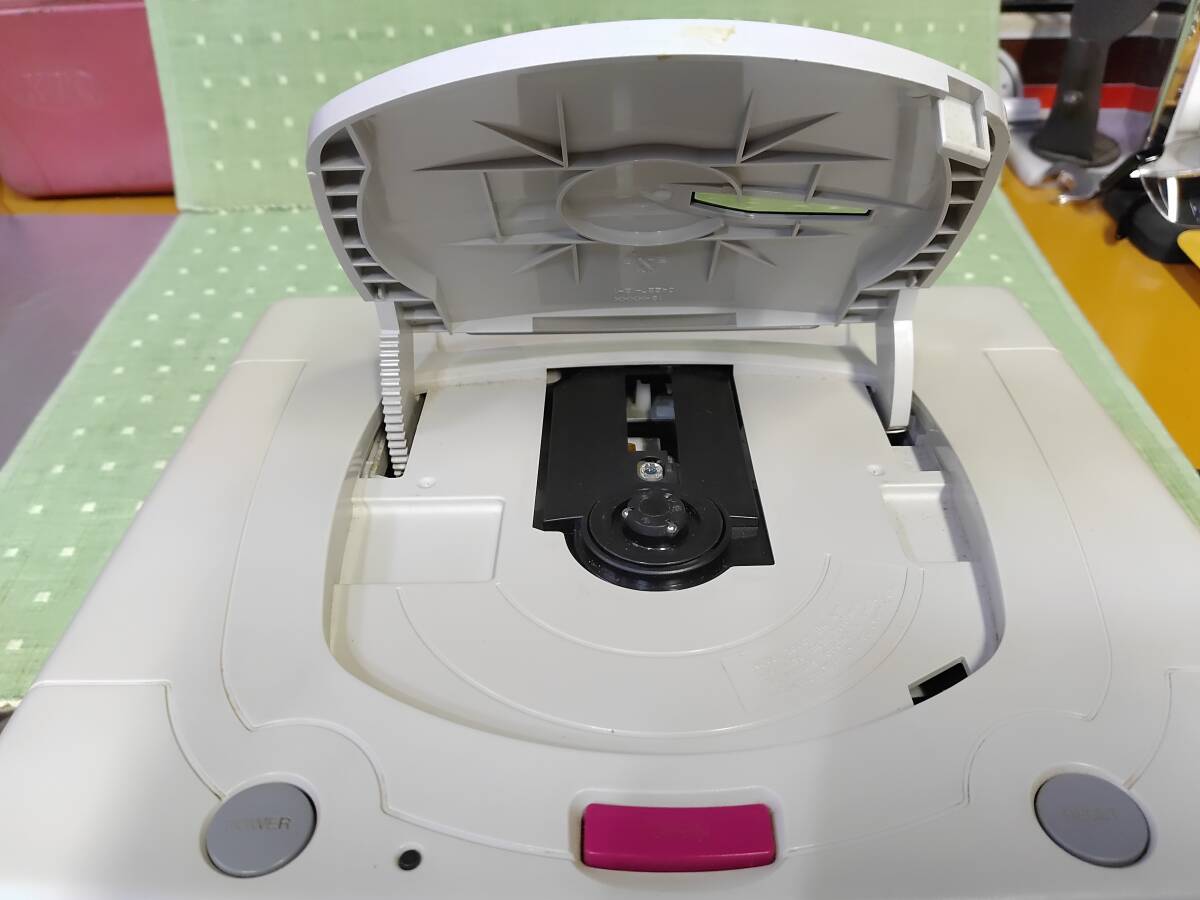 【樂淘letao】日本代購代標第一品牌－当時物！SEGA SATURN本体「HST-3220」コントローラ2台「HSS-0101」ソフト「拡張カートリッジ4MB、X-MENなど」（中古、通電 ...