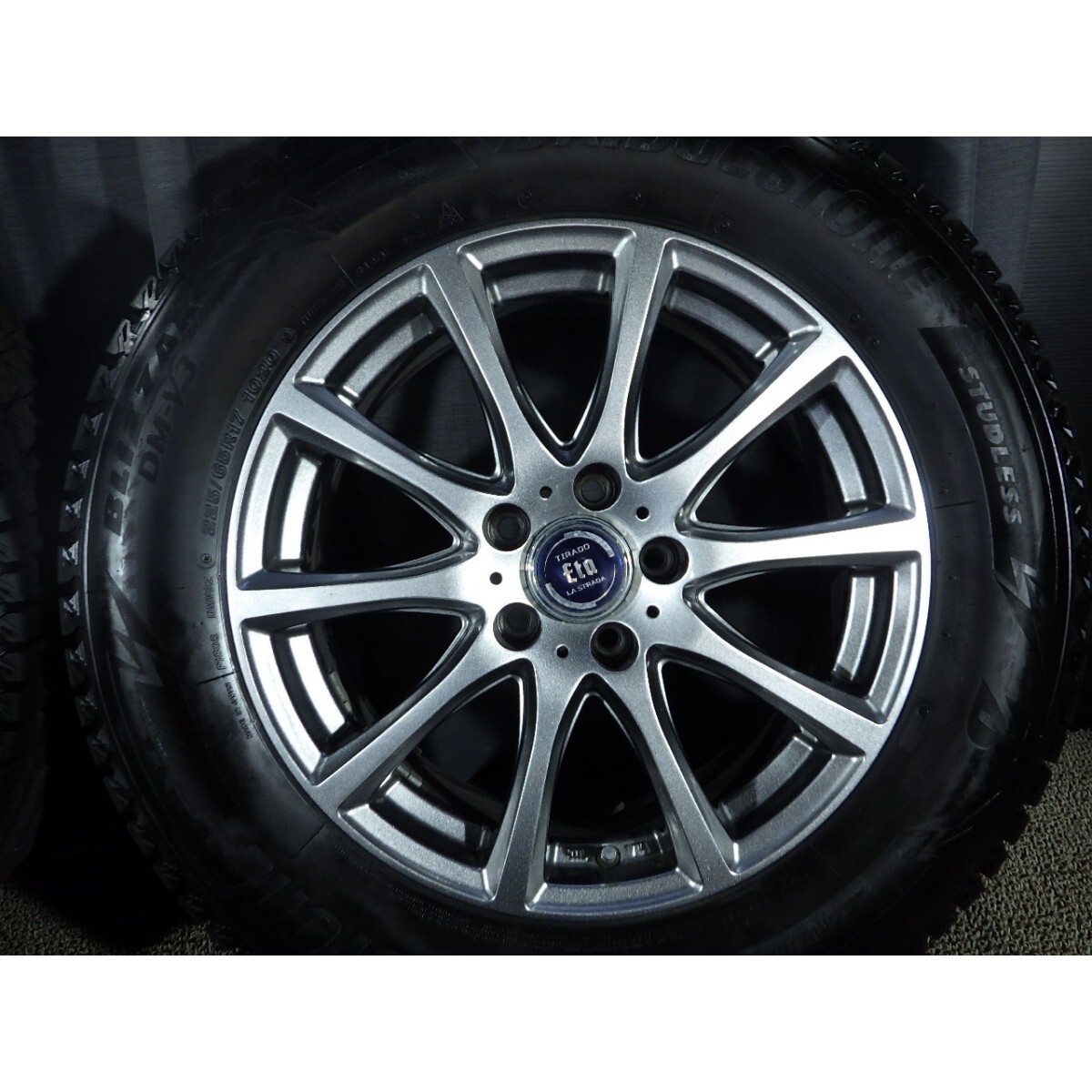 Yahoo!オークション - 2023年製8~9分山 ブリジストン BLIZZAKDM-V3 225...