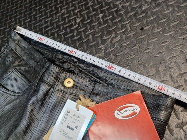 Yahoo!オークション - [新品半額開始]DEGNER DP-28Pパンチング革パンツ...