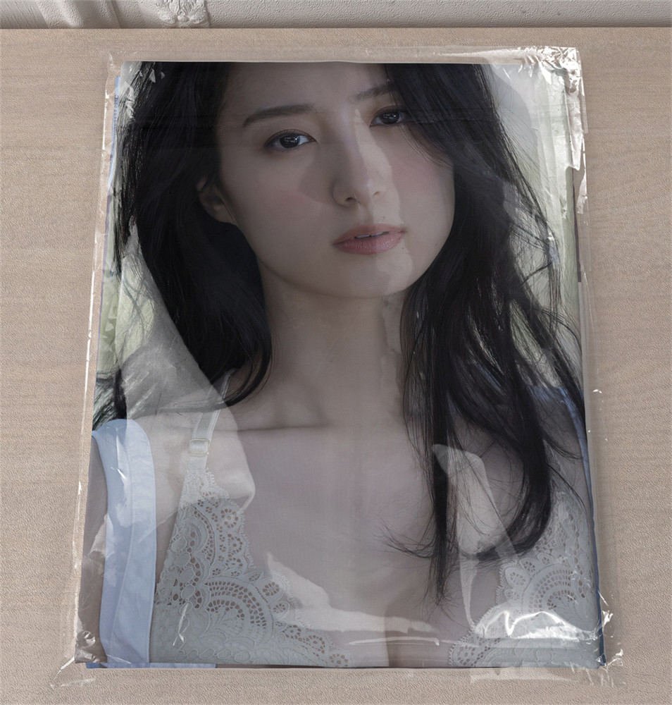 Yahoo!オークション - 1円スタート/高田里穂/90cm×45cm/2wayトリコッ...