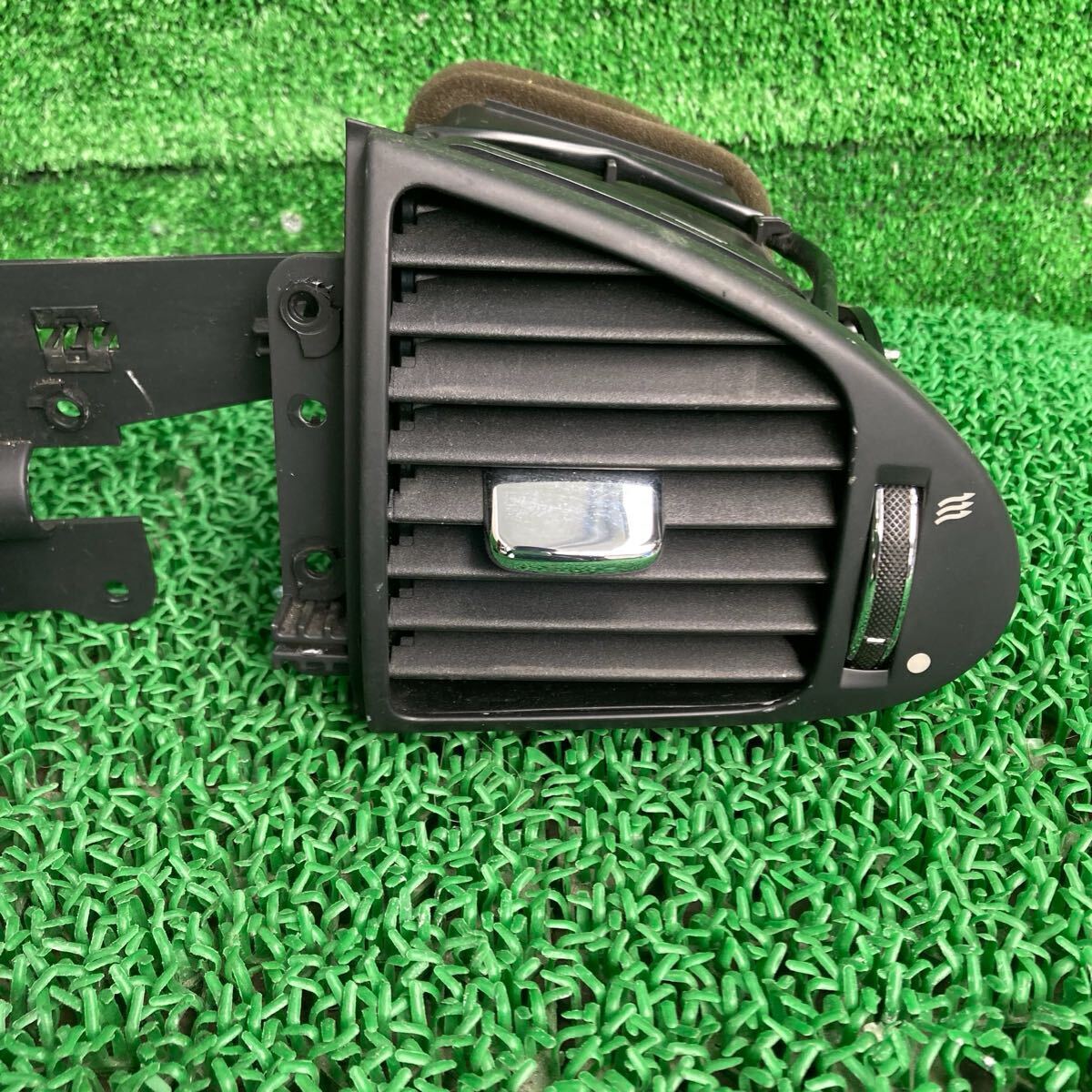 Yahoo!オークション - ジャガー XJ J71VA 純正 エアコン吹き出し口 J72...