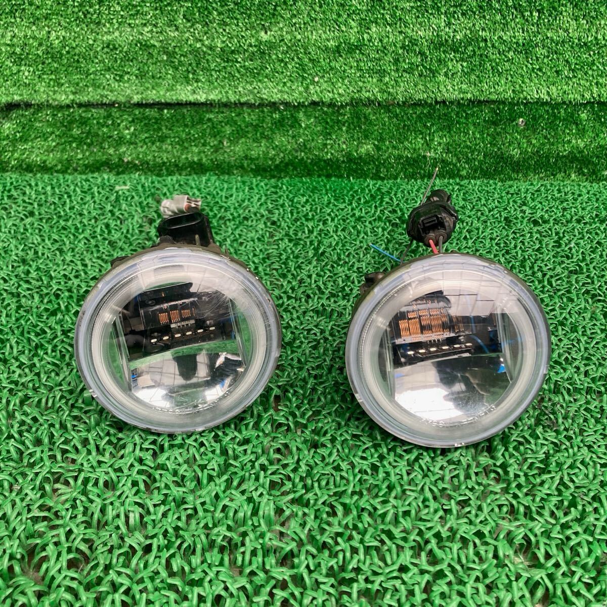 トヨタ パッソ M700A 純正 フォグライトフォグランプ M710A FM700A-R703-W24-09(トヨタ用)｜売買されたオークション情報、yahooの商品情報をアーカイブ公開 ...