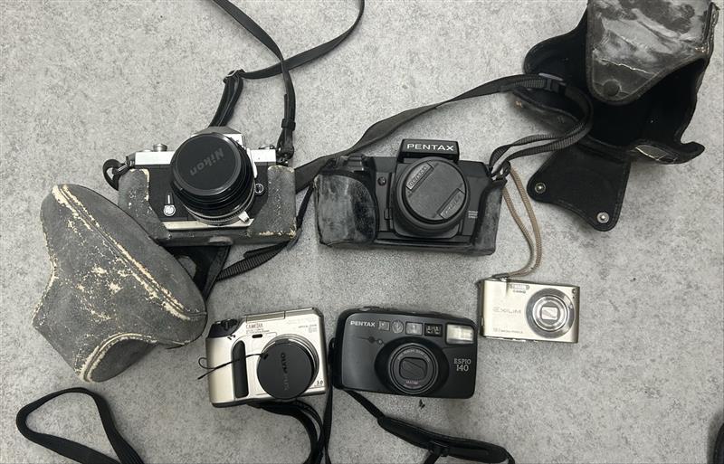 Yahoo!オークション - ＃2485A カメラ各種おまとめ 5点 PENTAX/Nikon/...