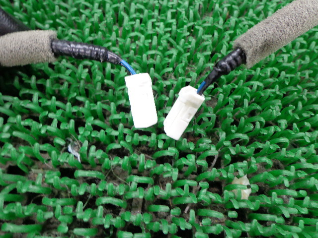 Yahoo!オークション - 3FV3516 ADR2)) ホンダ フィット GP5/GP6 前期 ...